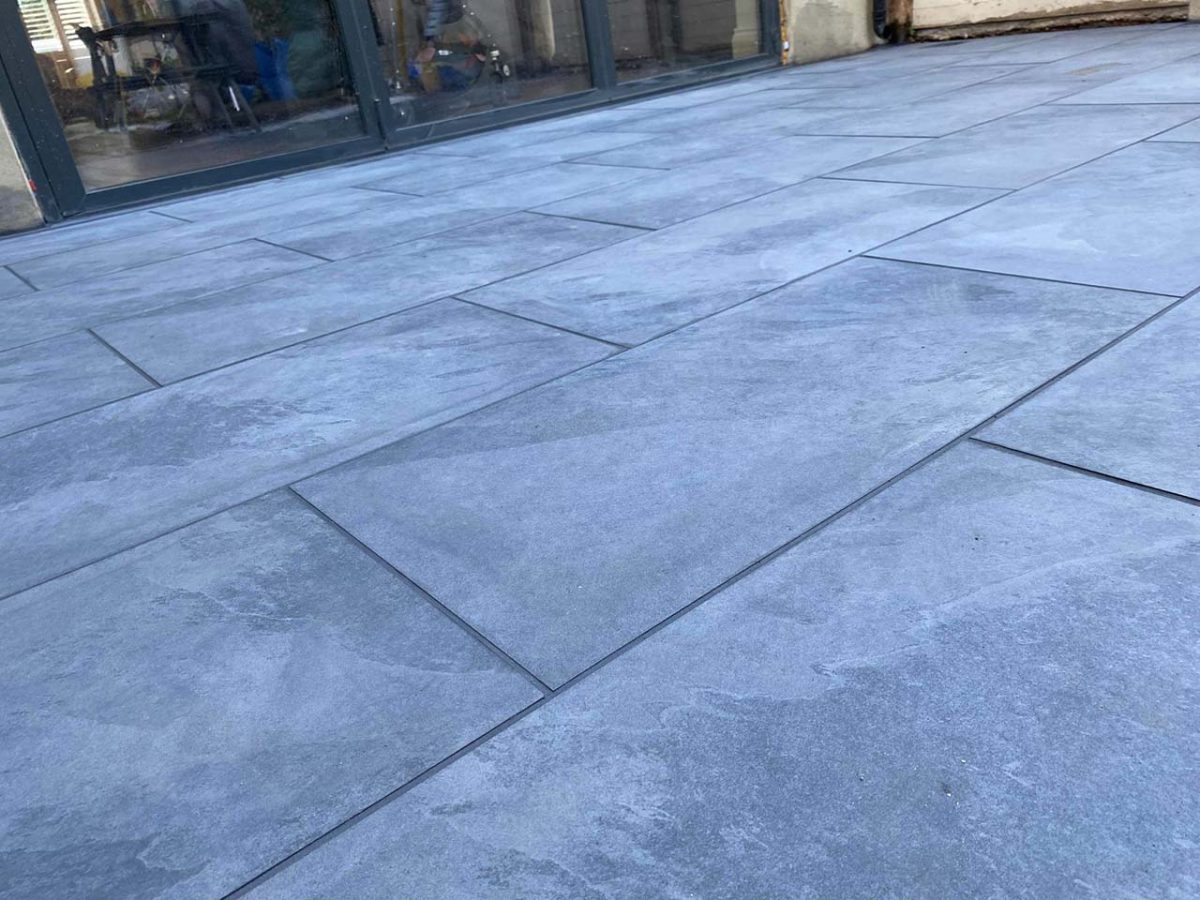 PAVING & STEPPERS – SUMIX LANDSCAPES